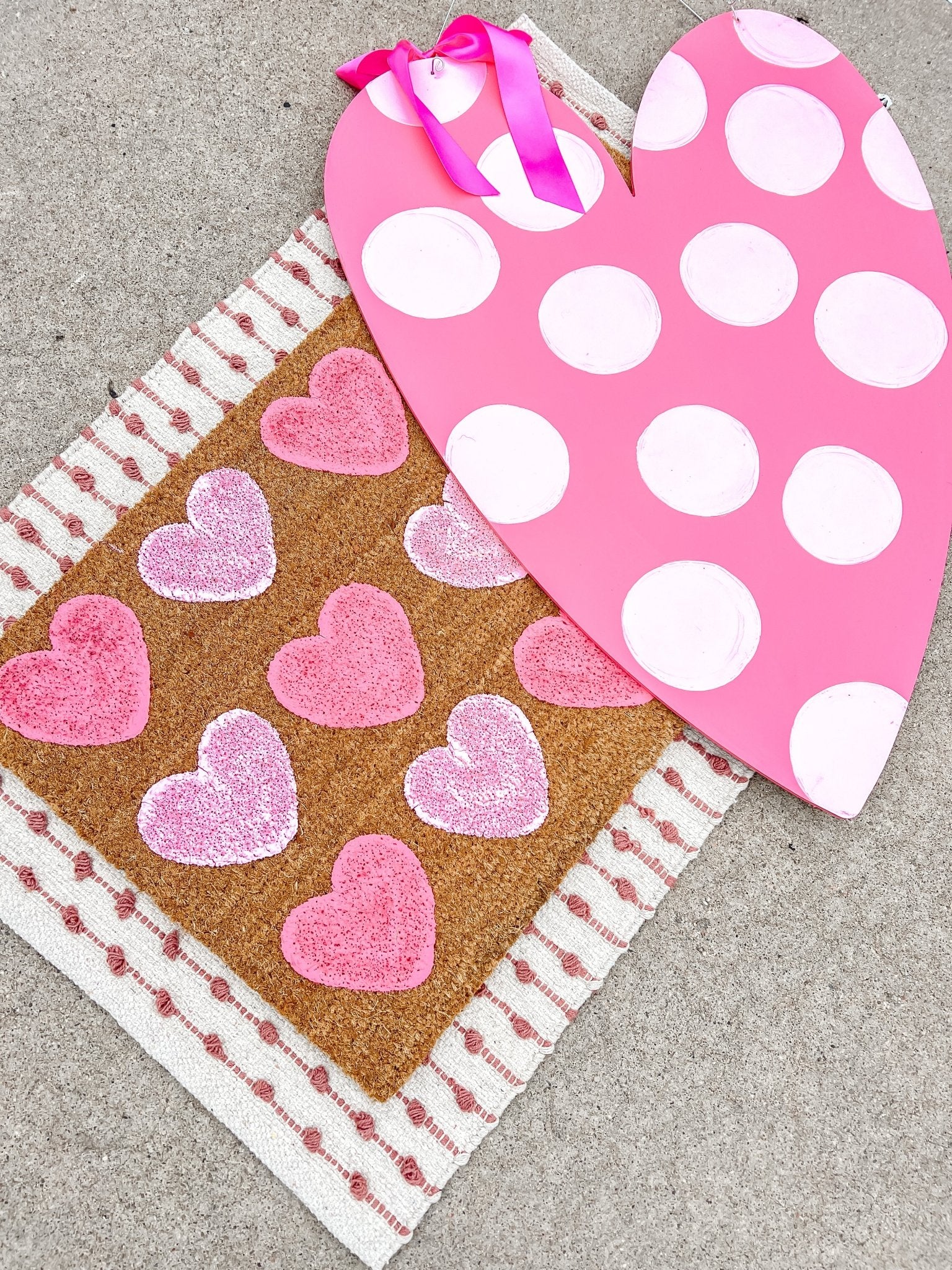 Pink Hearts – Miss Molly Designs, LLC